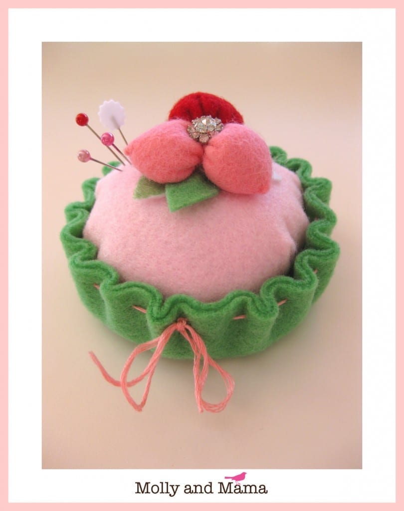 Molly and Mama Makes Pin Cushions - Molly and Mama